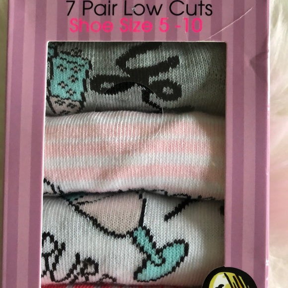 Betsey Johnson | Accessories | Betsey Johnson 7 Pair Bubbly Socks Gift ...